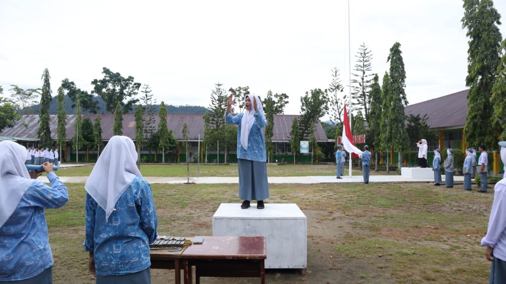Kegiatan MPLS Hari ke 3 Peserta Didik Tahun Ajaran 2023-2024 di SMA N 7 ... Kegiatan MPLS Hari ke 3 Peserta Didik Tahun Ajaran 2023-2024 di SMA N 7 ...