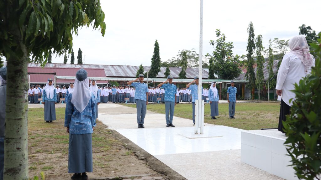 Kegiatan MPLS Hari ke 3 Peserta Didik Tahun Ajaran 2023-2024 di SMA N 7 ... Kegiatan MPLS Hari ke 3 Peserta Didik Tahun Ajaran 2023-2024 di SMA N 7 ...